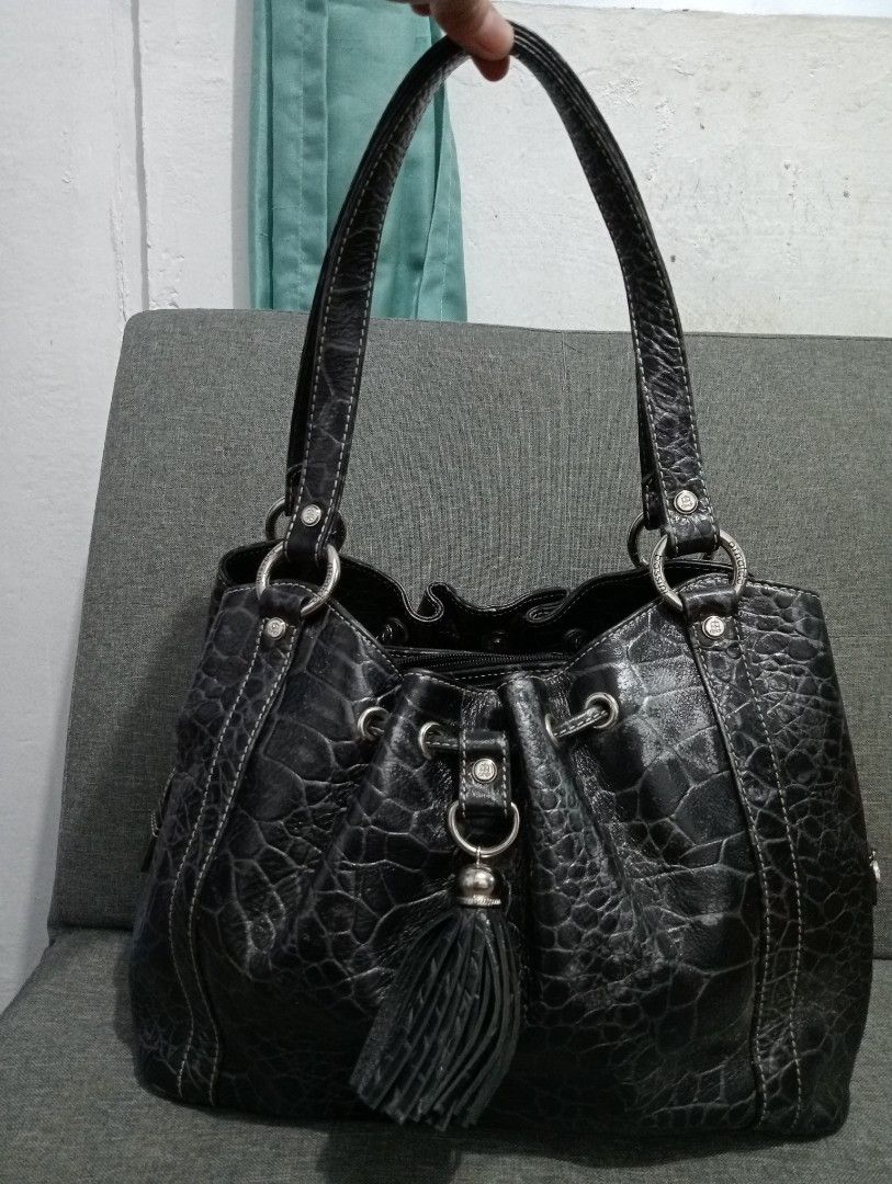 Arnaldo Bassini shoulder bag, Women's Fashion, Bags & Wallets, Shoulder ...