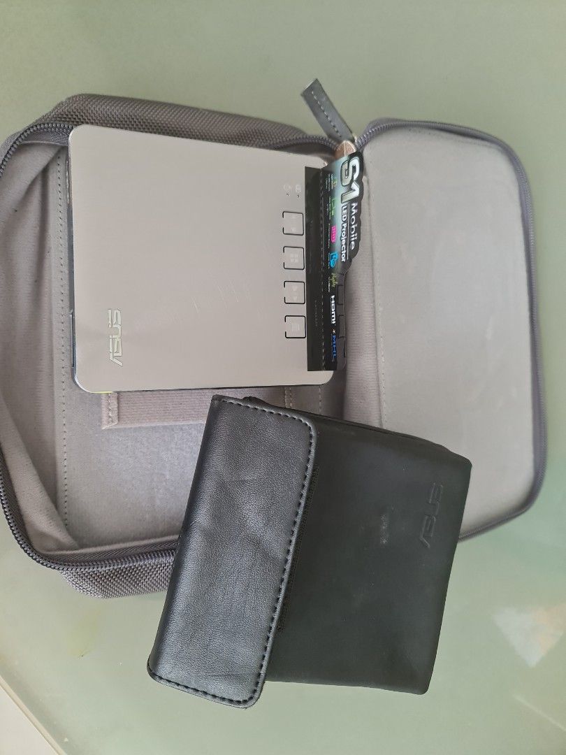 Asus S1 Mobile LED Projector, TV & Home Appliances, TV & Entertainment ...