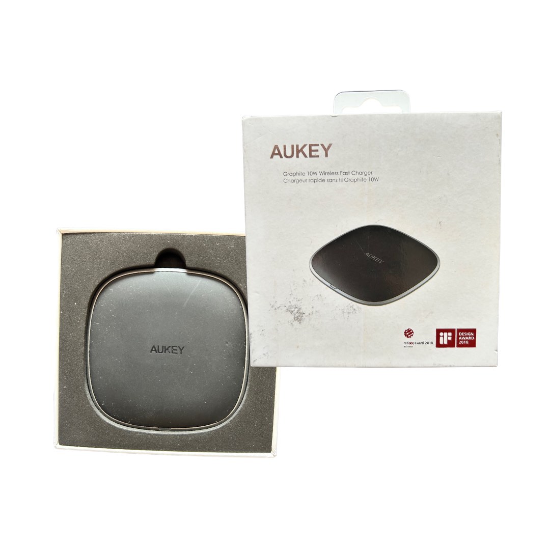 AUKEY Graphite 10W Wireless Fast Charger, Mobile Phones & Gadgets, Mobile & Gadget Accessories ...