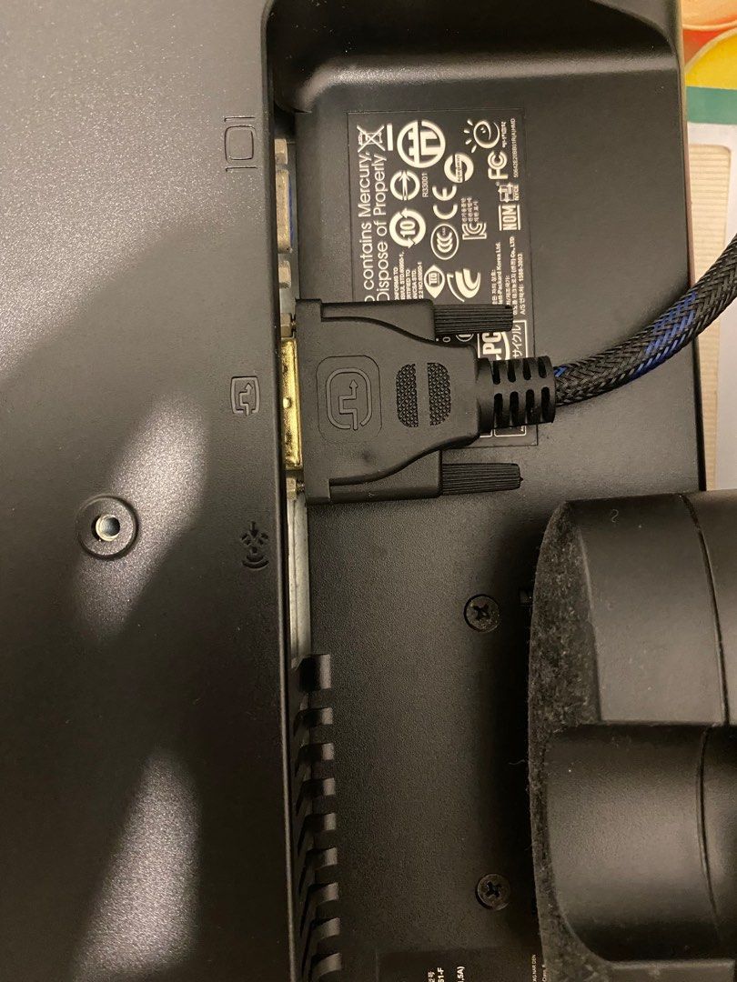 Compaq monitor with hdmi cable, 電腦＆科技, 電腦周邊及配件, 電子屏幕 - Carousell