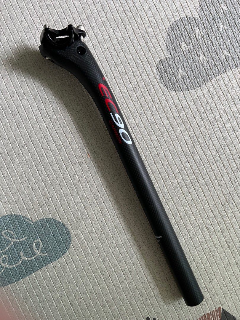 EC 90 carbon seatpost, Sports Equipment, Bicycles & Parts, Parts & Accessories on Carousell