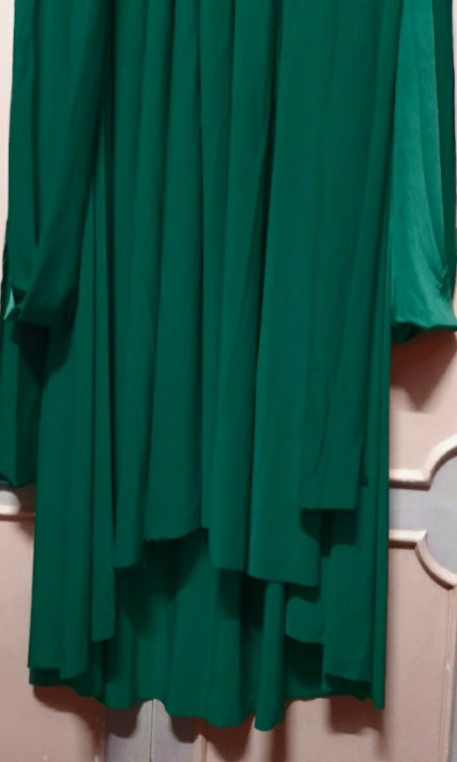 Emerald Green Infinity Gown / Multiway Gown, Women's Fashion, Dresses ...