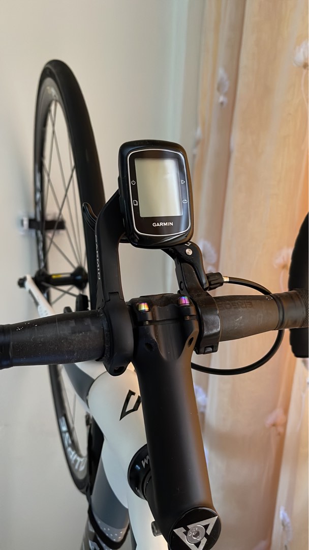 Garmin Edge 200 / Mount, Sports Equipment, Bicycles & Parts, Bicycles ...