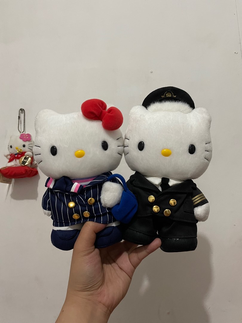 HELLO KITTY PLANE CREW PILOT AND STEWARDESS PLUSH, Hobbies & Toys ...