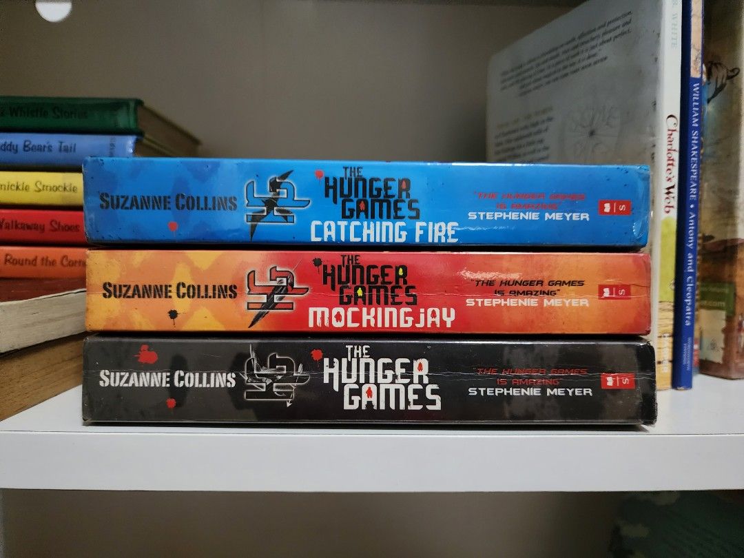 Hunger Games Trilogy, Hobbies & Toys, Books & Magazines, Fiction & Non ...