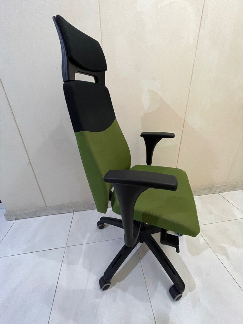 IKEA VOLMAR OFFICE CHAIR, Furniture & Home Living, Furniture, Chairs on ...