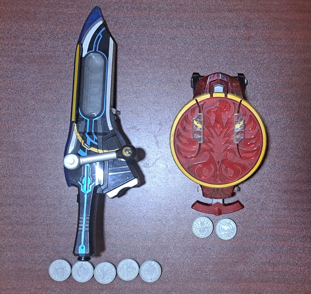 Kamen Rider OOO DX Medal Jalibur and DX Taja Spinner with 7 Cell Medals ...