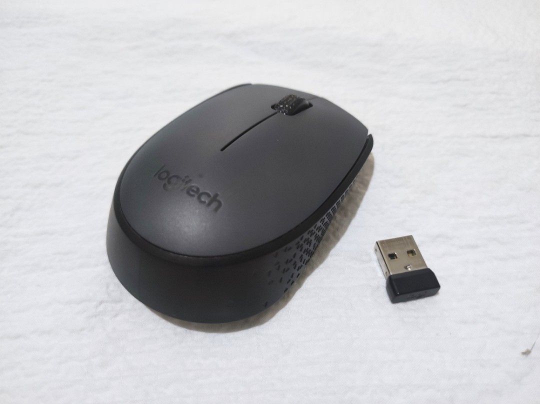 Logitech Mk235 Wireless Keyboard And Mouse Combo Computers And Tech