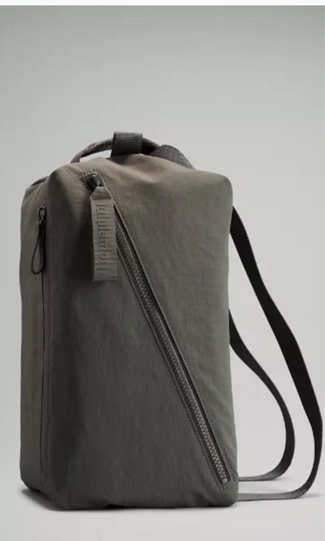 Lululemon - Fast Track Bag 2.0 10L, Women's Fashion, Bags & Wallets ...