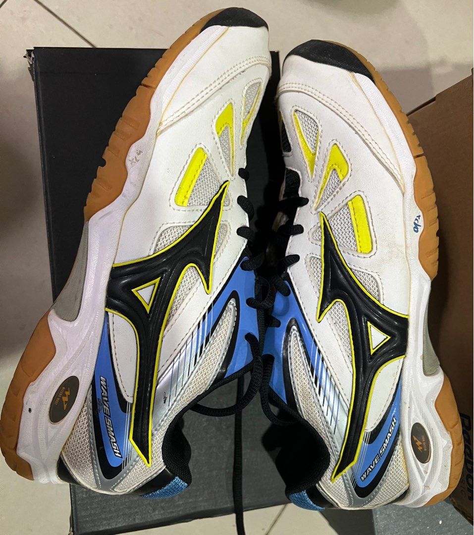 Mizuno Wave Smash, Sports Equipment, Sports & Games, Racket & Ball ...