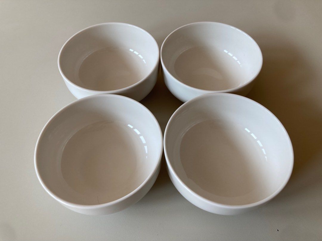 Set of 4 MUJi bowls - Made in Japan, 傢俬＆家居, 廚具和餐具, 餐具和餐具 - Carousell