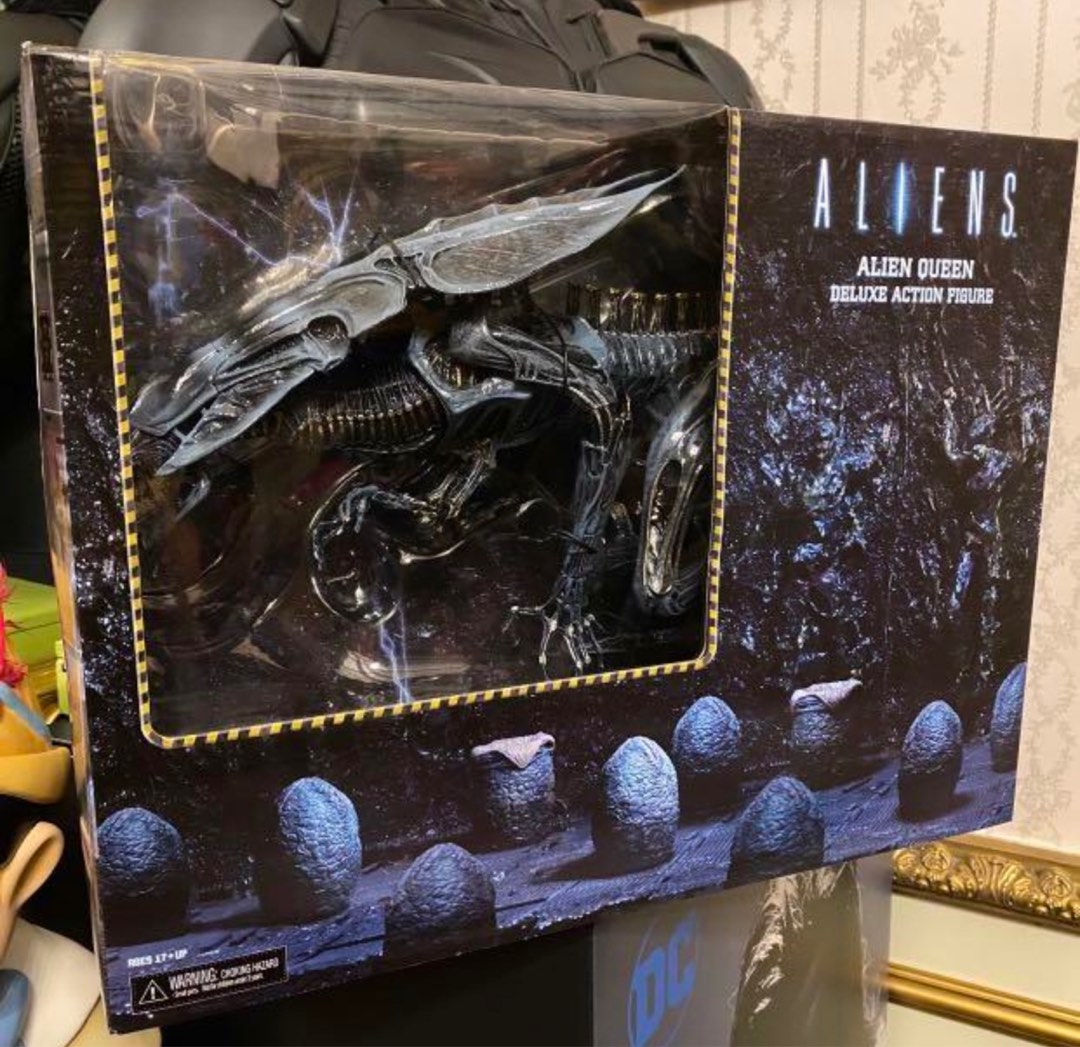NECA alien queen deluxe boxset rare, Hobbies & Toys, Toys & Games on ...