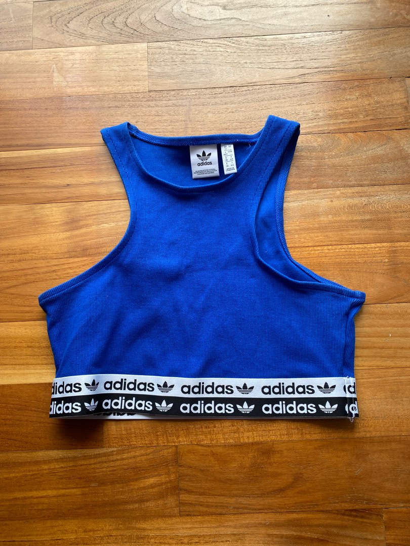 Nike Top, Women's Fashion, Activewear on Carousell