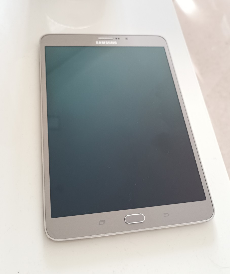 Not working Samsung Tablet S2 8.0" SM-T719Y, Mobile Phones & Gadgets, Tablets, Android on Carousell