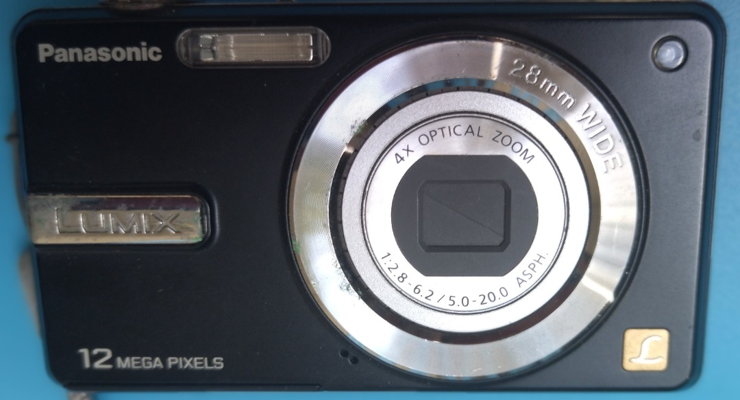 Panasonic LUMIX DMC F3, Photography, Cameras on Carousell