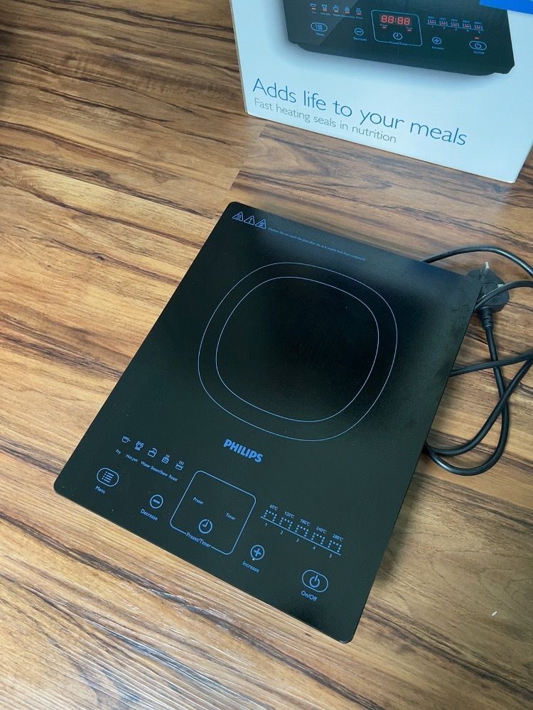 Philips Induction Cooker HD4911, TV & Home Appliances, Kitchen ...