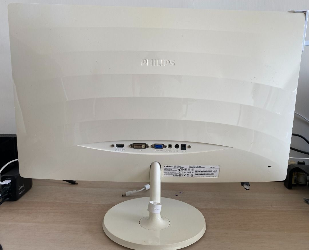 Philips monitor 24吋 顯示器, 電腦＆科技, 電腦周邊及配件, 電子屏幕 - Carousell