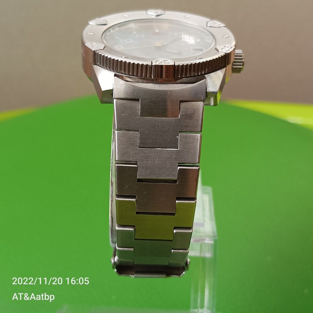 Rare VICTORINOX SWISS ARMY LANCER 200 (39mm) Quartz Men's Watch, Luxury ...