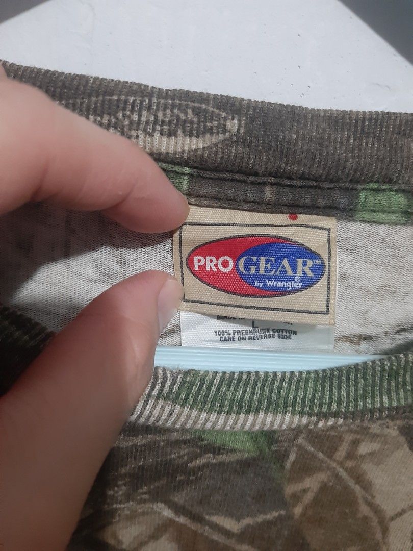 Real tree pro gear by wrangler, Men's Fashion, Coats, Jackets and ...