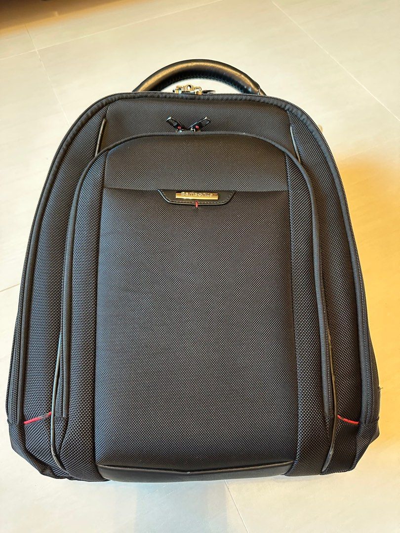 Samsonite PRO DLX 4 Backpack, 男裝, 袋, 背包 - Carousell