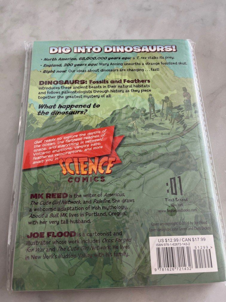 Science Comic - Dinosaurs - Fossils and Feathers, Hobbies & Toys, Books ...
