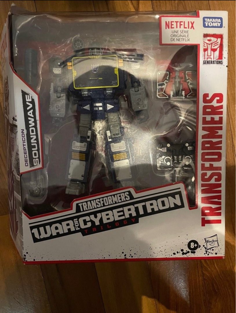Soundwave WFC War for Cybertron Earthrise Netflix, Hobbies & Toys, Toys ...