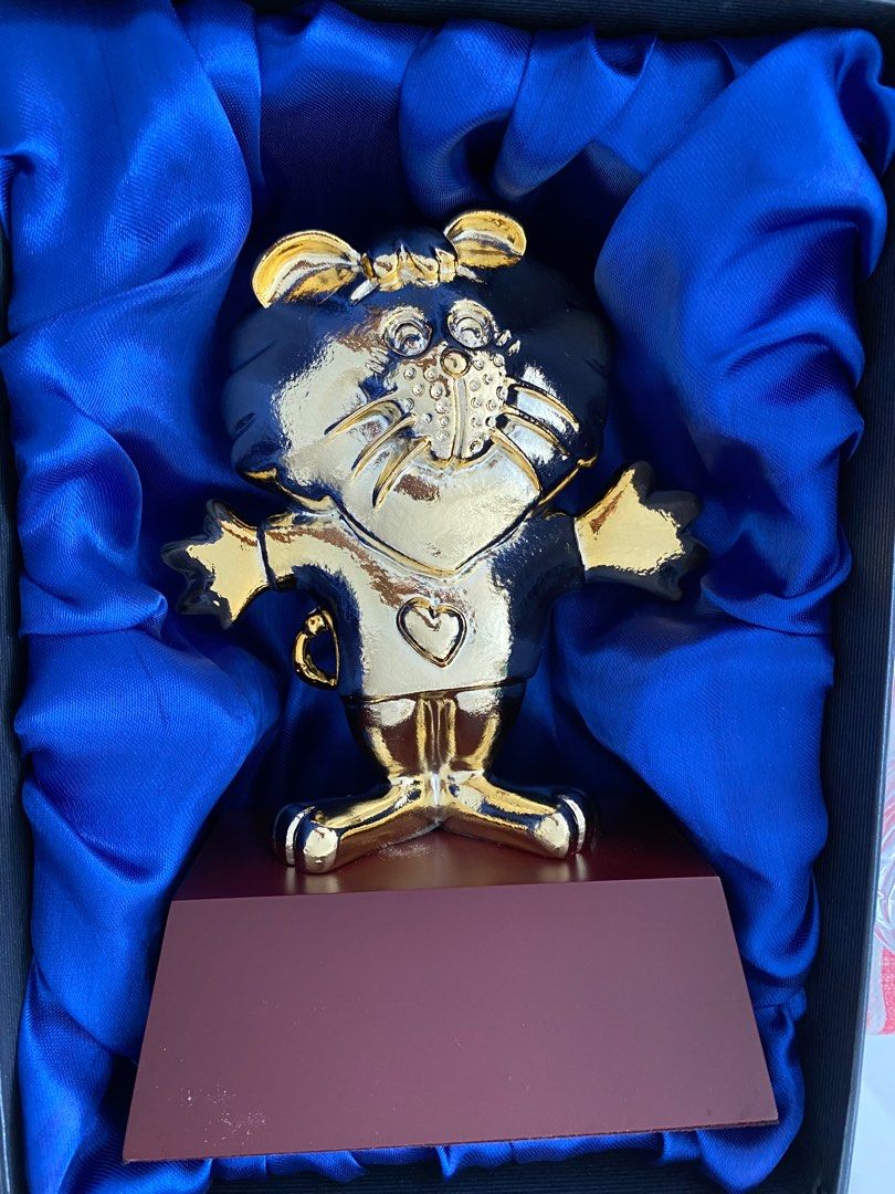 The Courtesy Mascot, Singa, Everything Else on Carousell