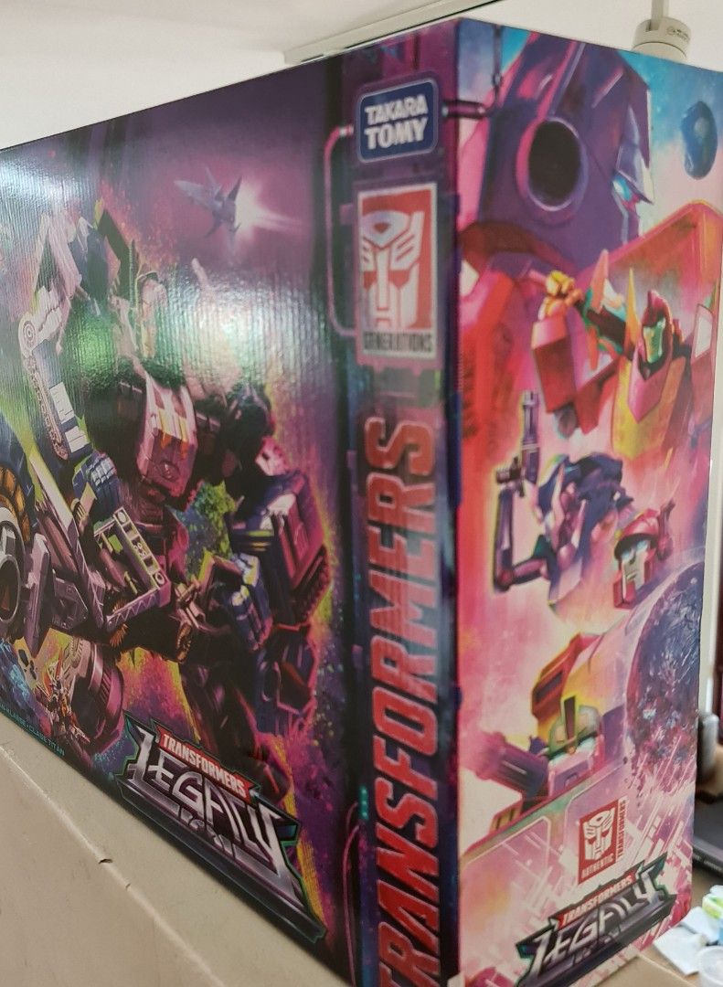 Transformer Legacy Cybertron Universe, Hobbies & Toys, Toys & Games on Carousell