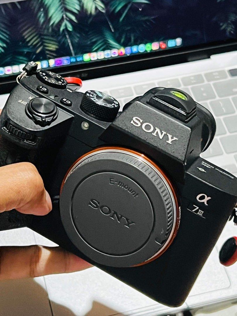 USED SONY A7iii A73, Photography, Cameras on Carousell