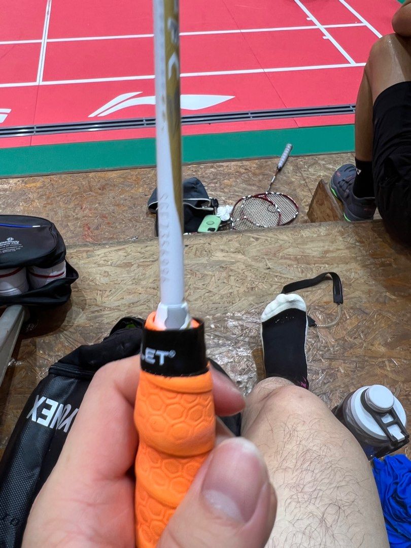 Victor thruster f claw, Sports Equipment, Sports & Games, Racket & Ball ...