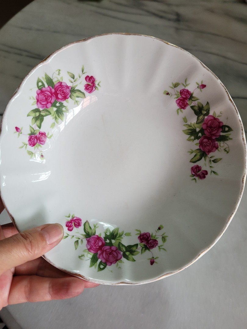 Vintage Small Roses Porcelain Curved Plates & Bowls, Furniture & Home ...