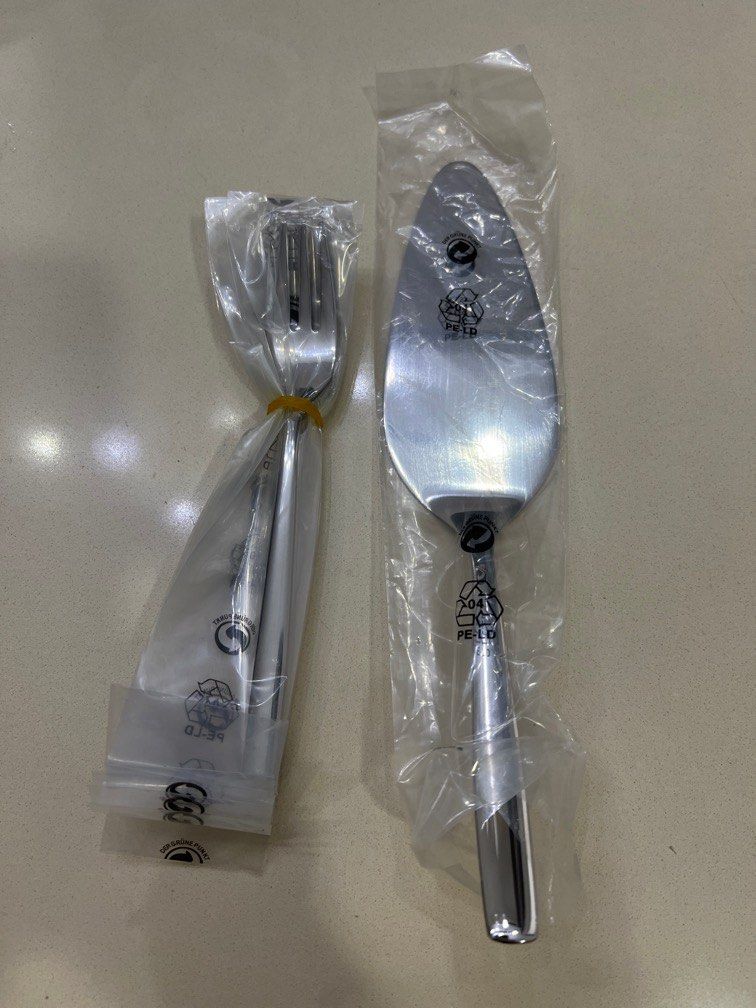 WMF Cake Set 7pcs, Furniture & Home Living, Kitchenware & Tableware ...