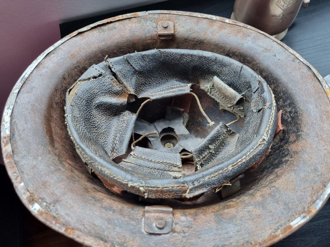 Ww2/wwii British army Mk2 Brodie helmet, Hobbies & Toys, Memorabilia ...