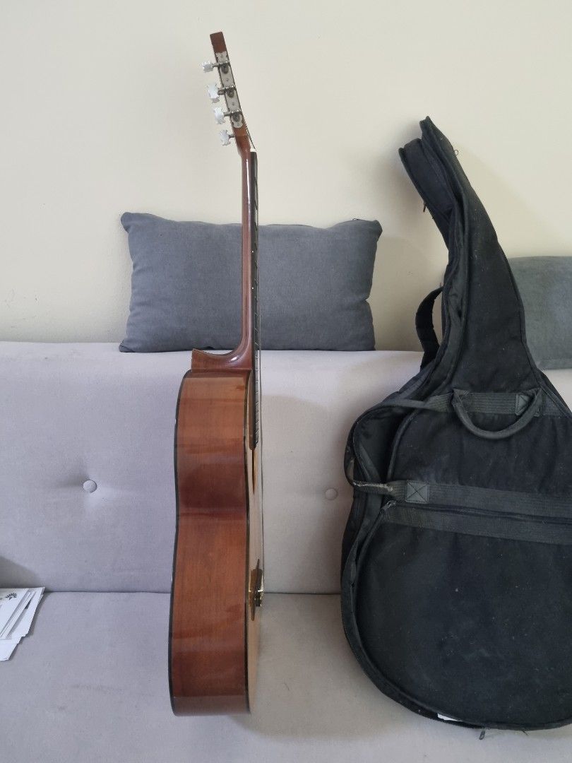 YAMAHA CG111S.classic guiter, Hobbies & Toys, Music & Media, Musical ...