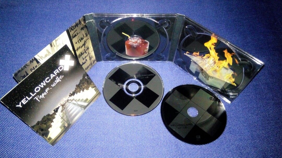 Yellowcard - Paper Walls (CD DVD), Hobbies & Toys, Music & Media, CDs ...