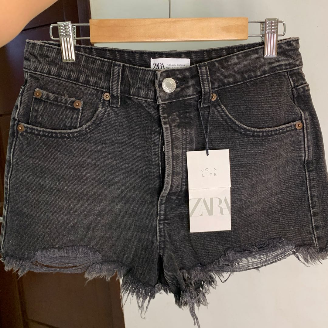 Zara Denim Short, Women's Fashion, Bottoms, Shorts on Carousell