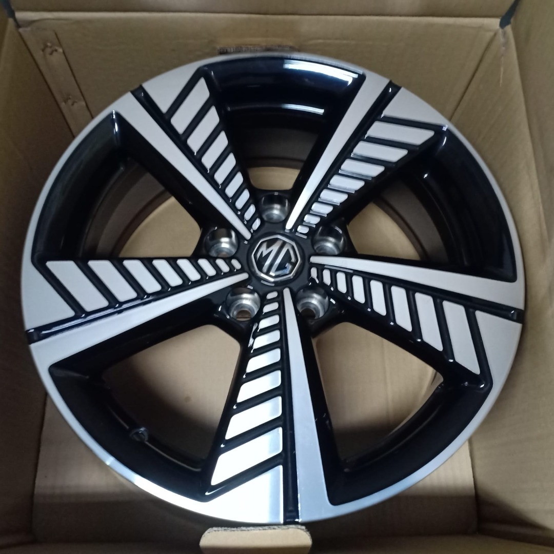 17" MG Original rims, Car Accessories, Tyres & Rims on Carousell
