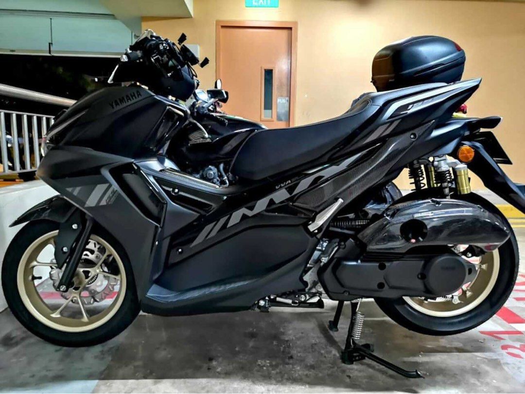 AEROX V2 COVERSET BLACK RAVEN, Motorcycles, Motorcycle Accessories on ...
