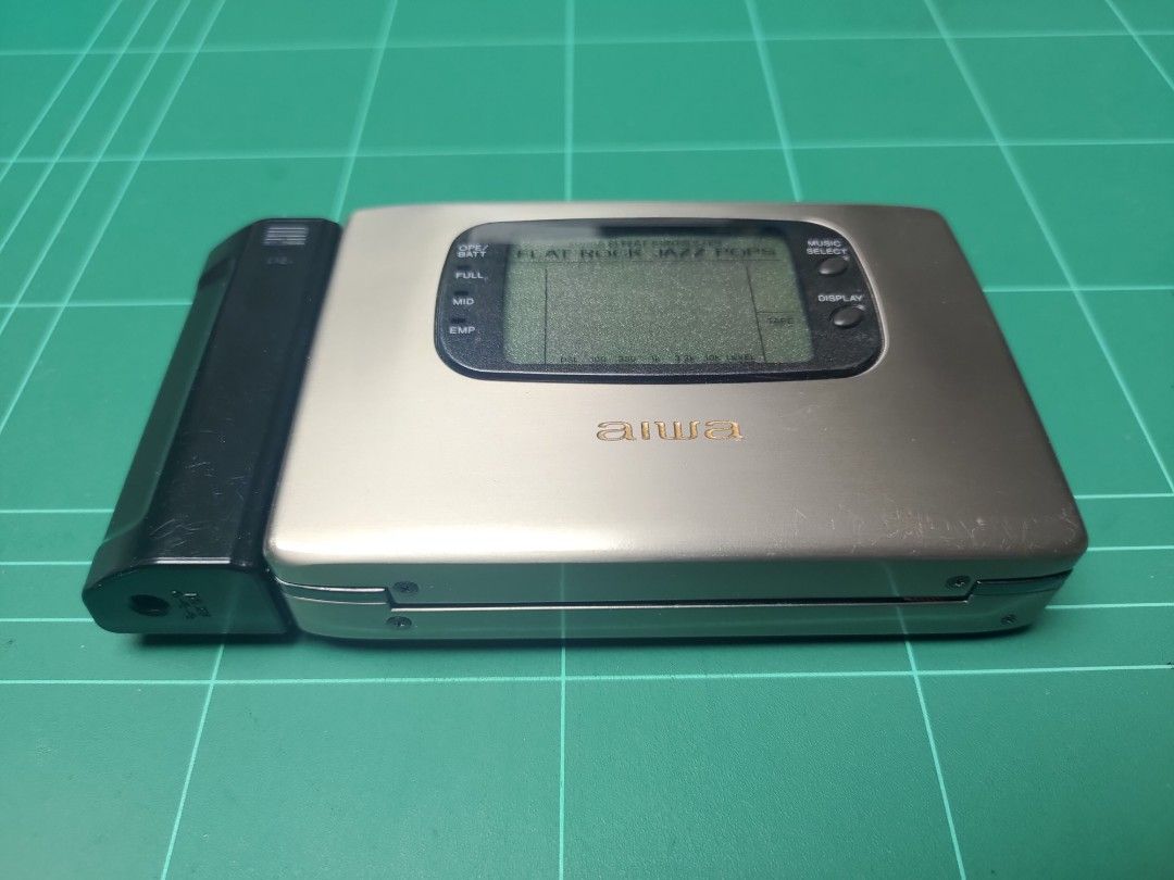 aiwa HS-PX1000 Titanium body Walkman Portable Cassette Player 愛華鈦金屬外殼卡式磁帶隨身聽, 音響器材, 可攜式音響設備 ...