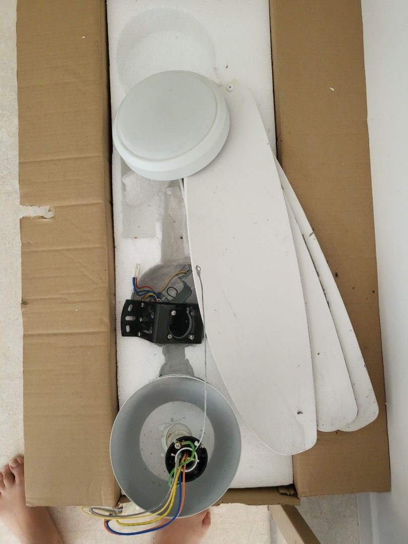 Alkova Dezi ceiling fan 56" White with LED lights, Furniture & Home ...