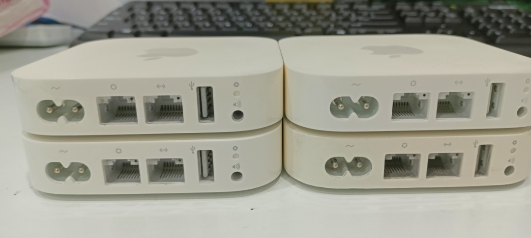 Apple WIFI Router Airport Extreme and Express, Computers & Tech, Parts ...