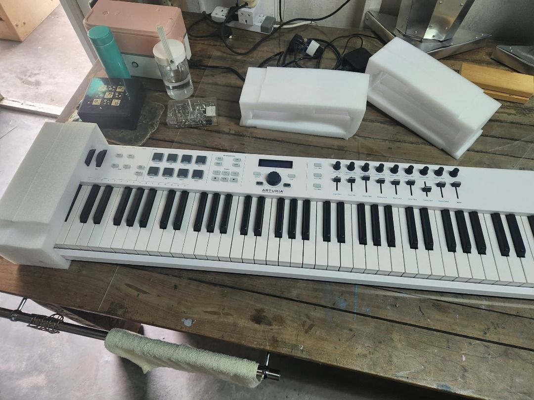 Arturia Midi Keyboard Controller 88 keys, Hobbies & Toys, Music & Media ...