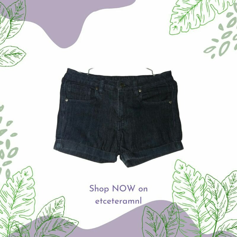 Bench shorts, Women's Fashion, Bottoms, Jeans on Carousell