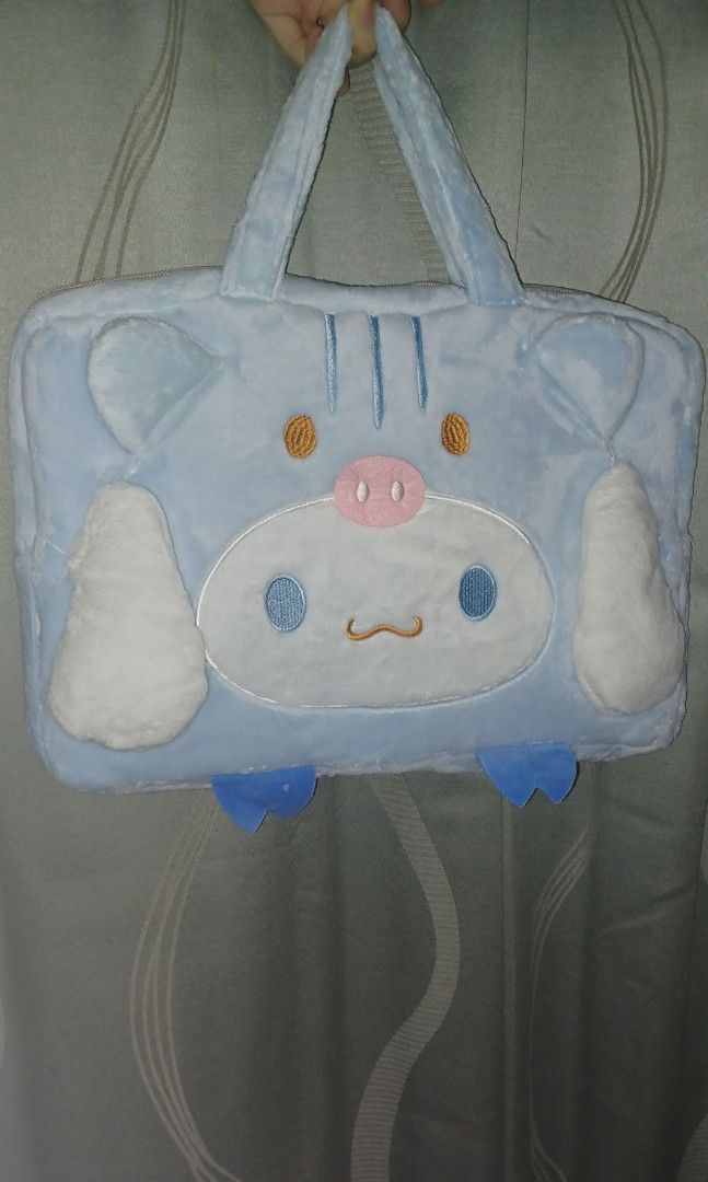 Cinnamoroll 16" laptop bag, Computers & Tech, Parts & Accessories ...
