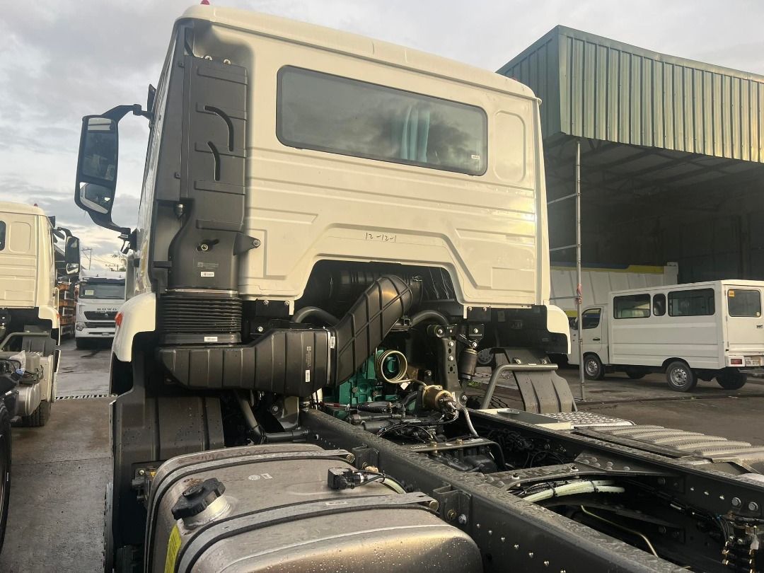 Cab and Chassis Howo NX 380HP 30FT 10w with PTO Brand New, Special ...