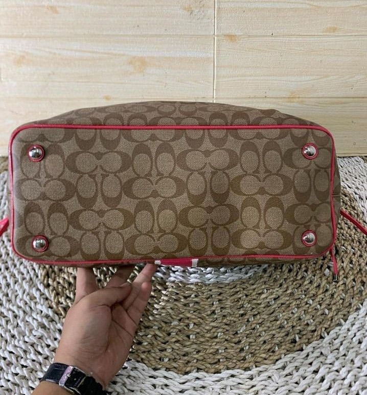 COACH FULL KULIT ASLI, Fesyen Wanita, Tas & Dompet di Carousell