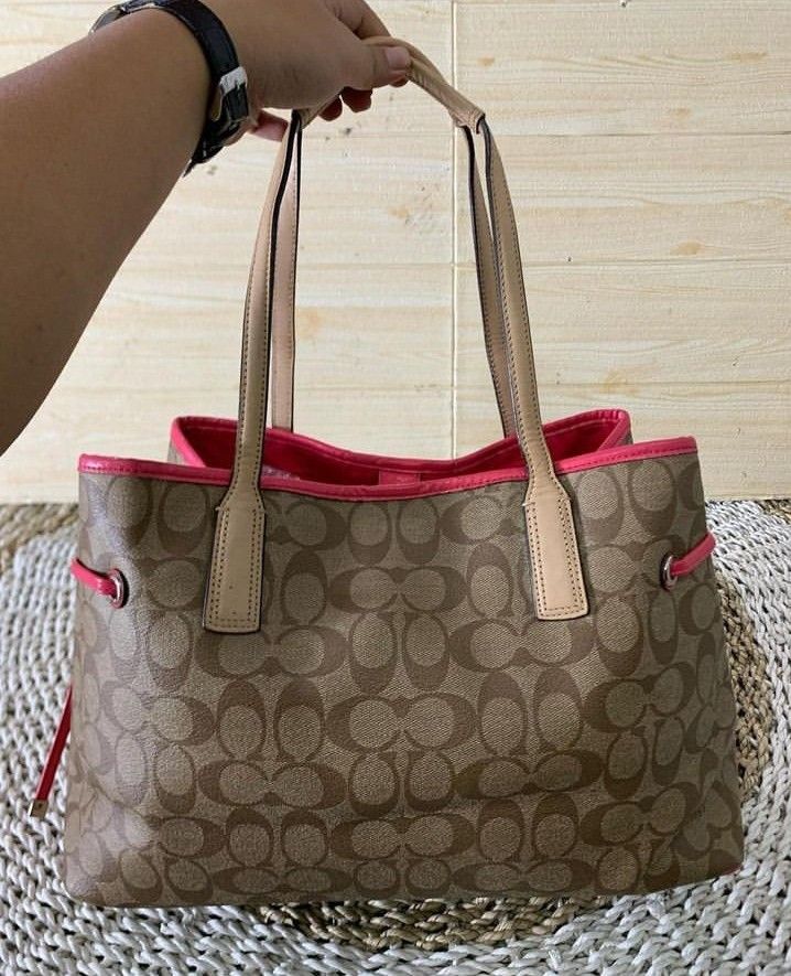 COACH FULL KULIT ASLI, Fesyen Wanita, Tas & Dompet di Carousell