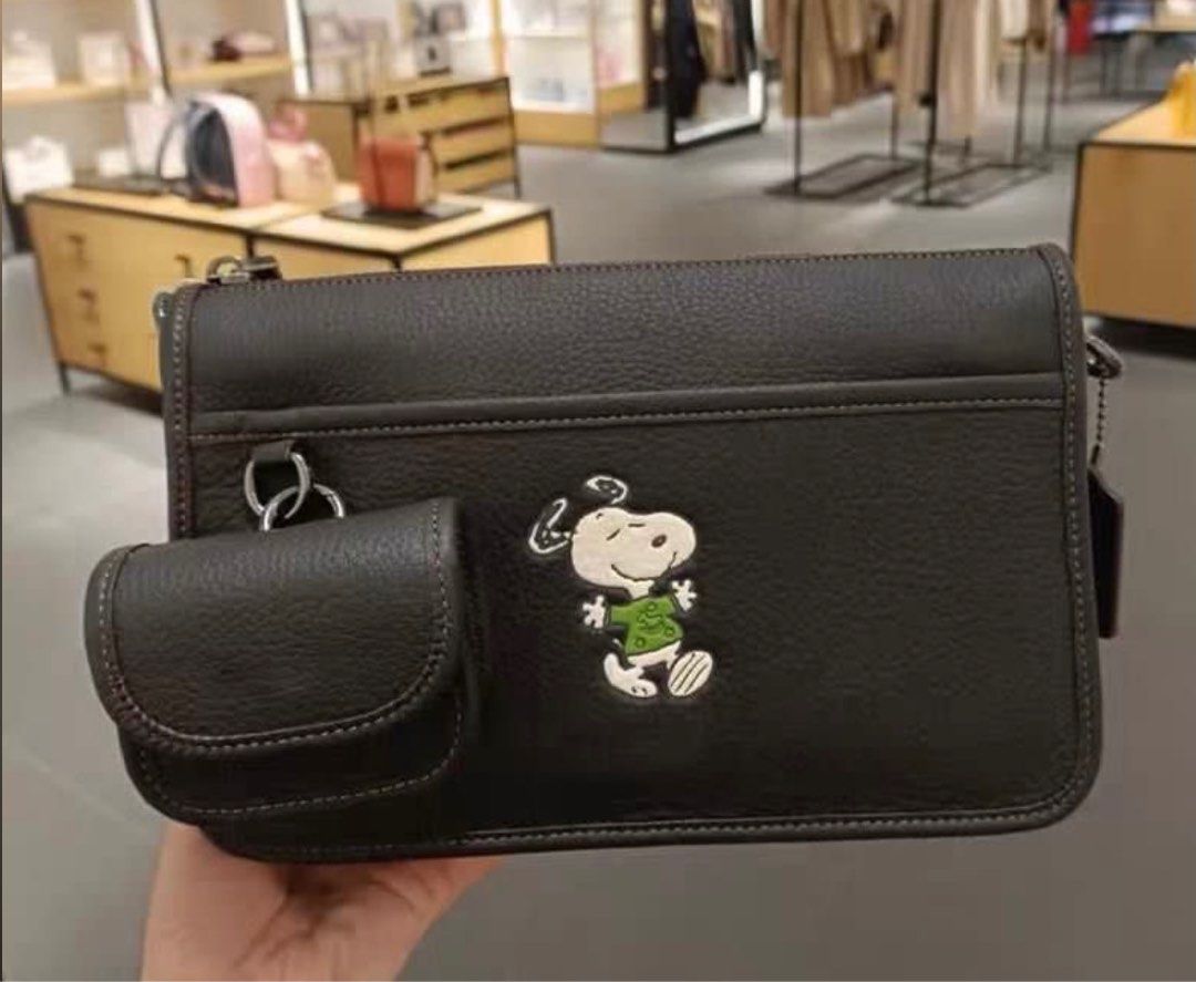 Coach X Snoopy 2 In 1 Crossbody Bag, Men's Fashion, Bags, Sling Bags on ...