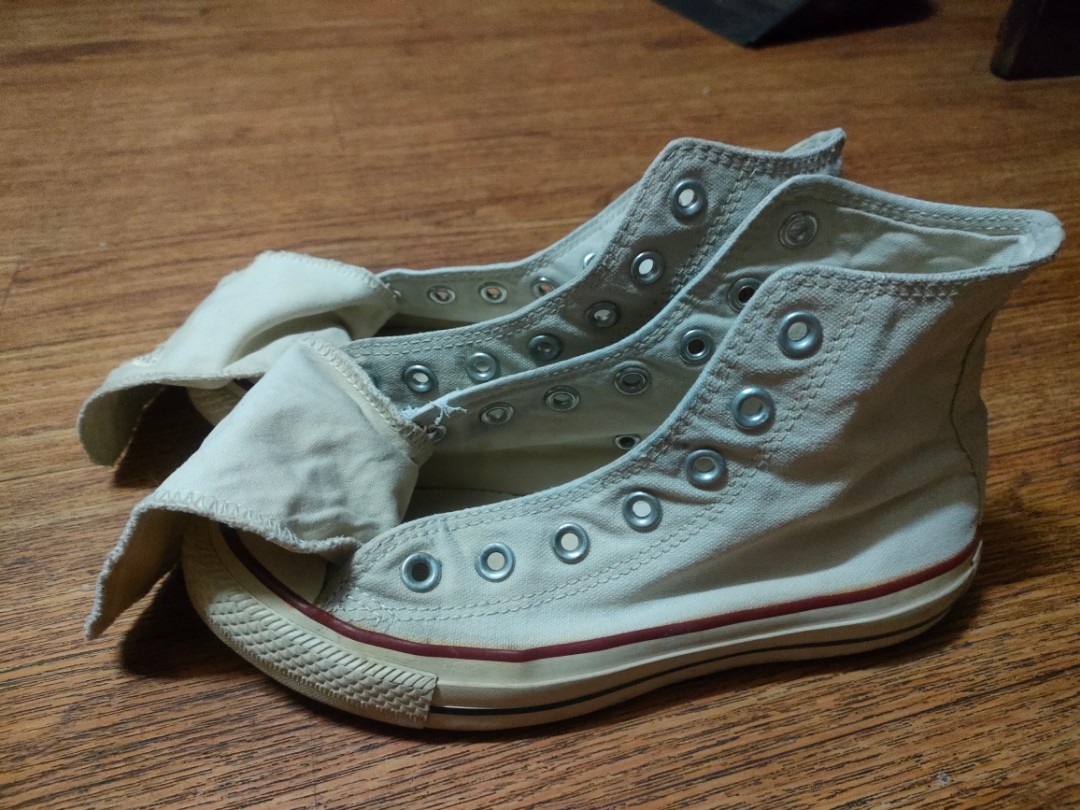 Converse high cut orig, Women's Fashion, Footwear, Sneakers on Carousell