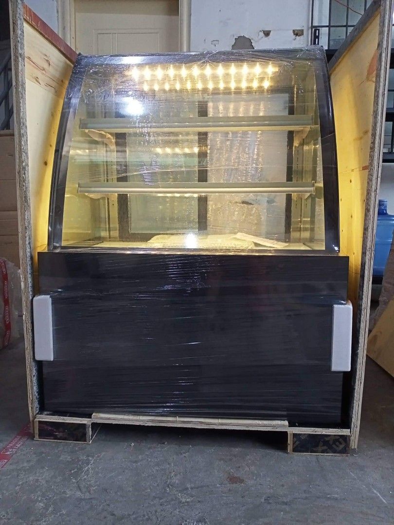 Curved type cake chiller display on Carousell